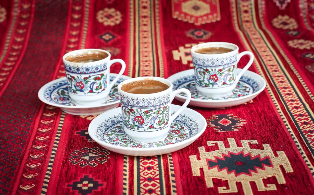 Top 10 Souvenirs To Buy In Istanbul, Turkey - How to Bargain & Average ...
